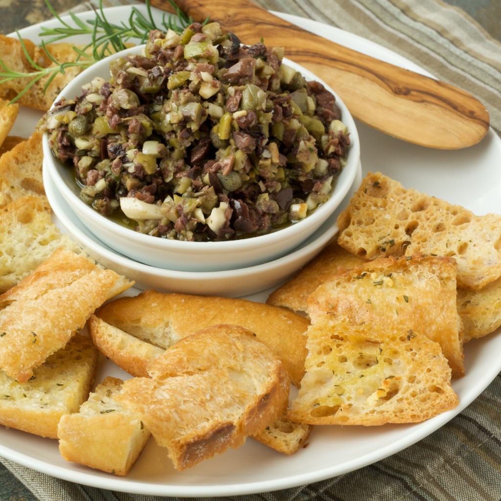 Lemon-Garlic Infused Olive Tapenade with Rosemary Baguette Chips ...